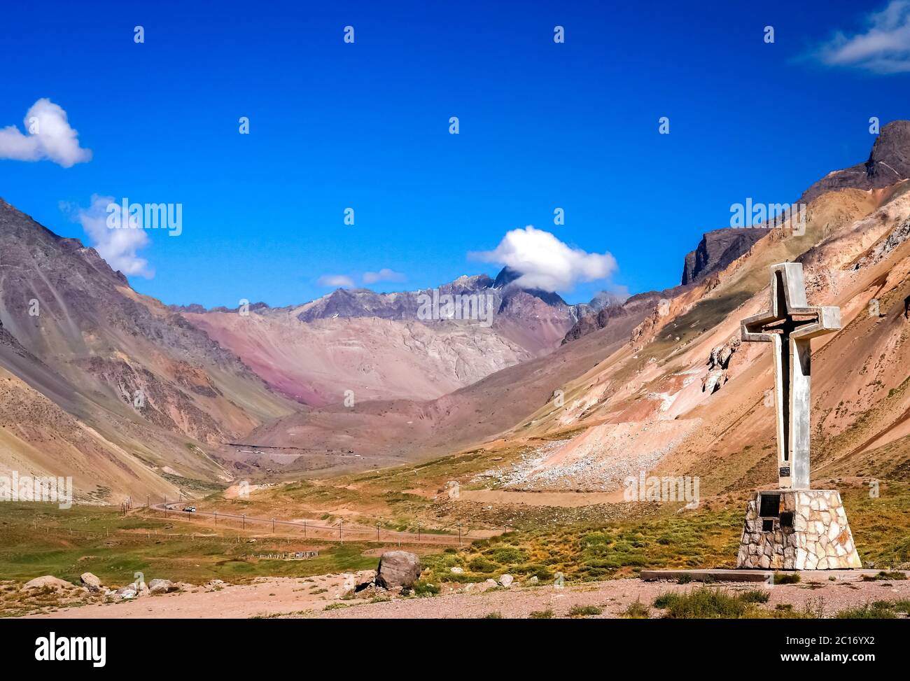 Cross of the andes hi-res stock photography and images - Alamy