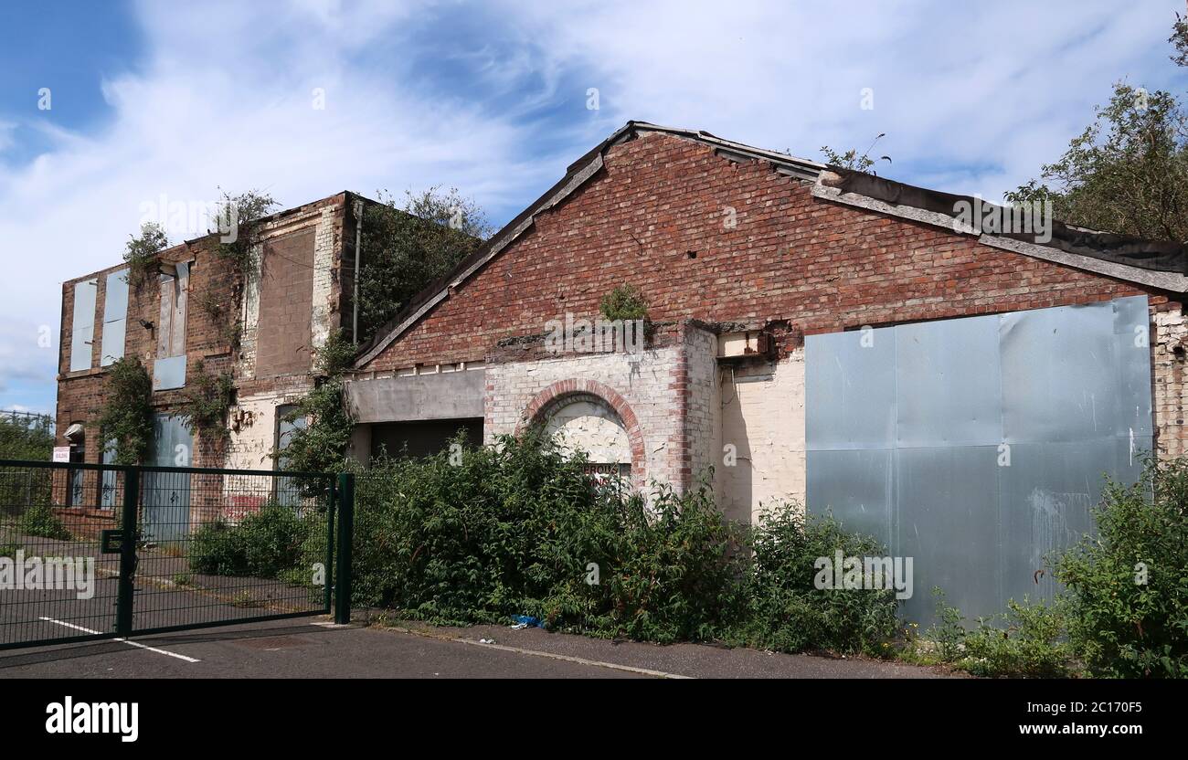 Car factory uk hi-res stock photography and images - Alamy