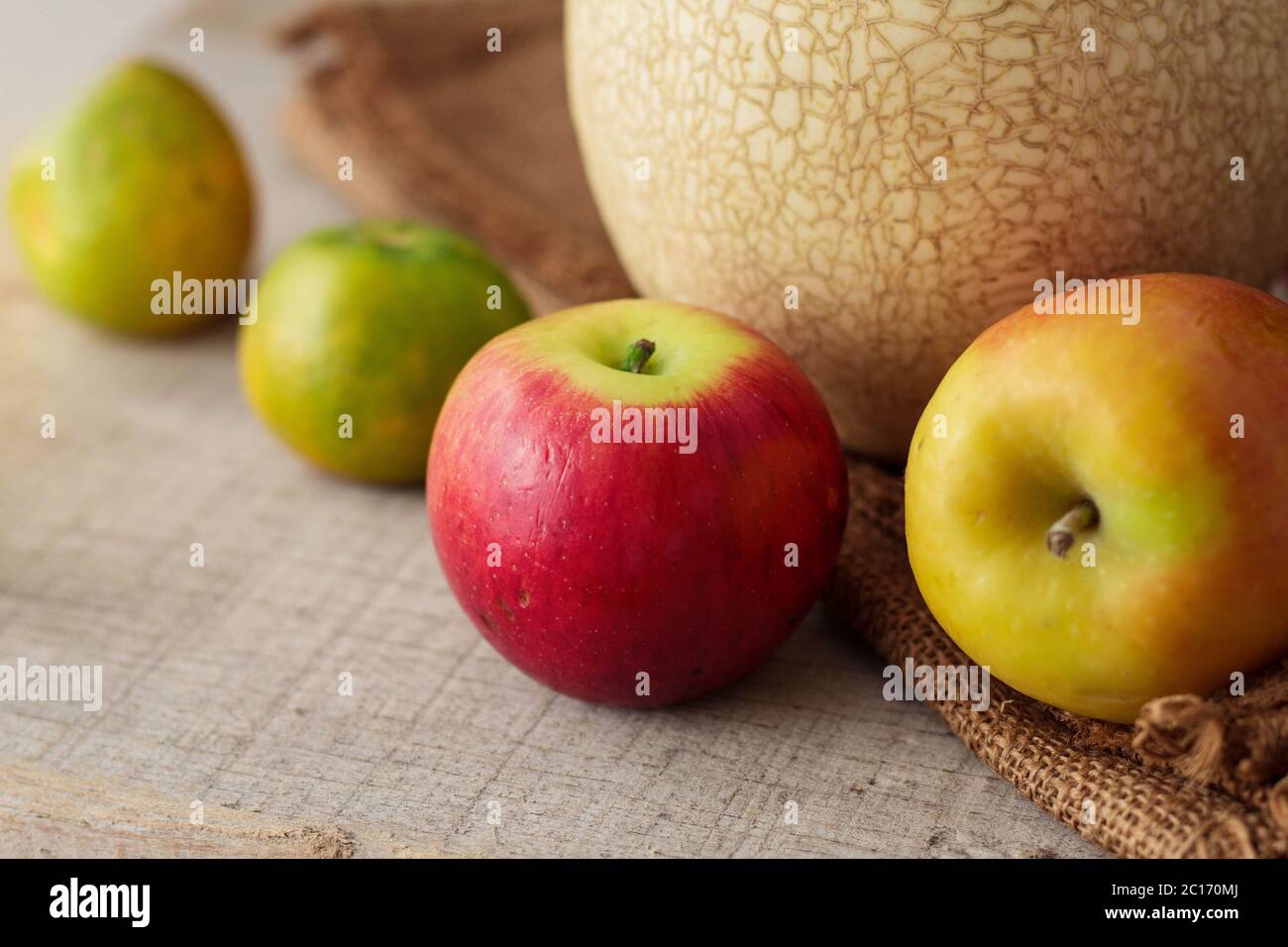 Apples on wooden boards Stock Photo - Alamy