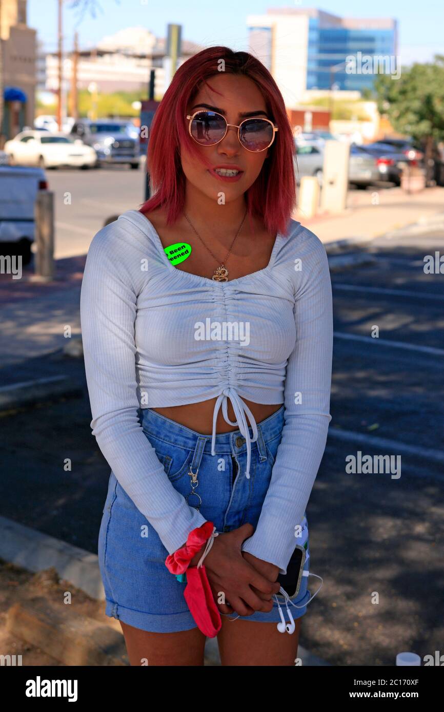 Woman collecting signatures hi-res stock photography and images - Alamy
