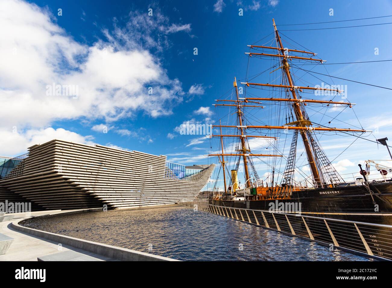 RRS Discovery and the V&A Dundee, Dundee, Scotland, United Kingdom ...
