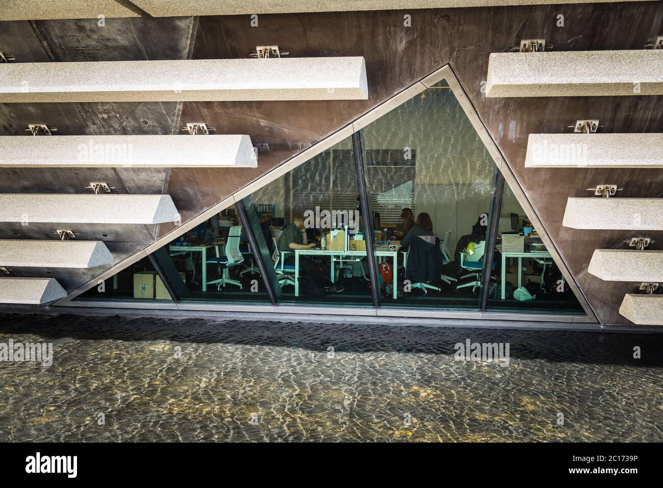 Modern urban design office hi-res stock photography and images - Alamy