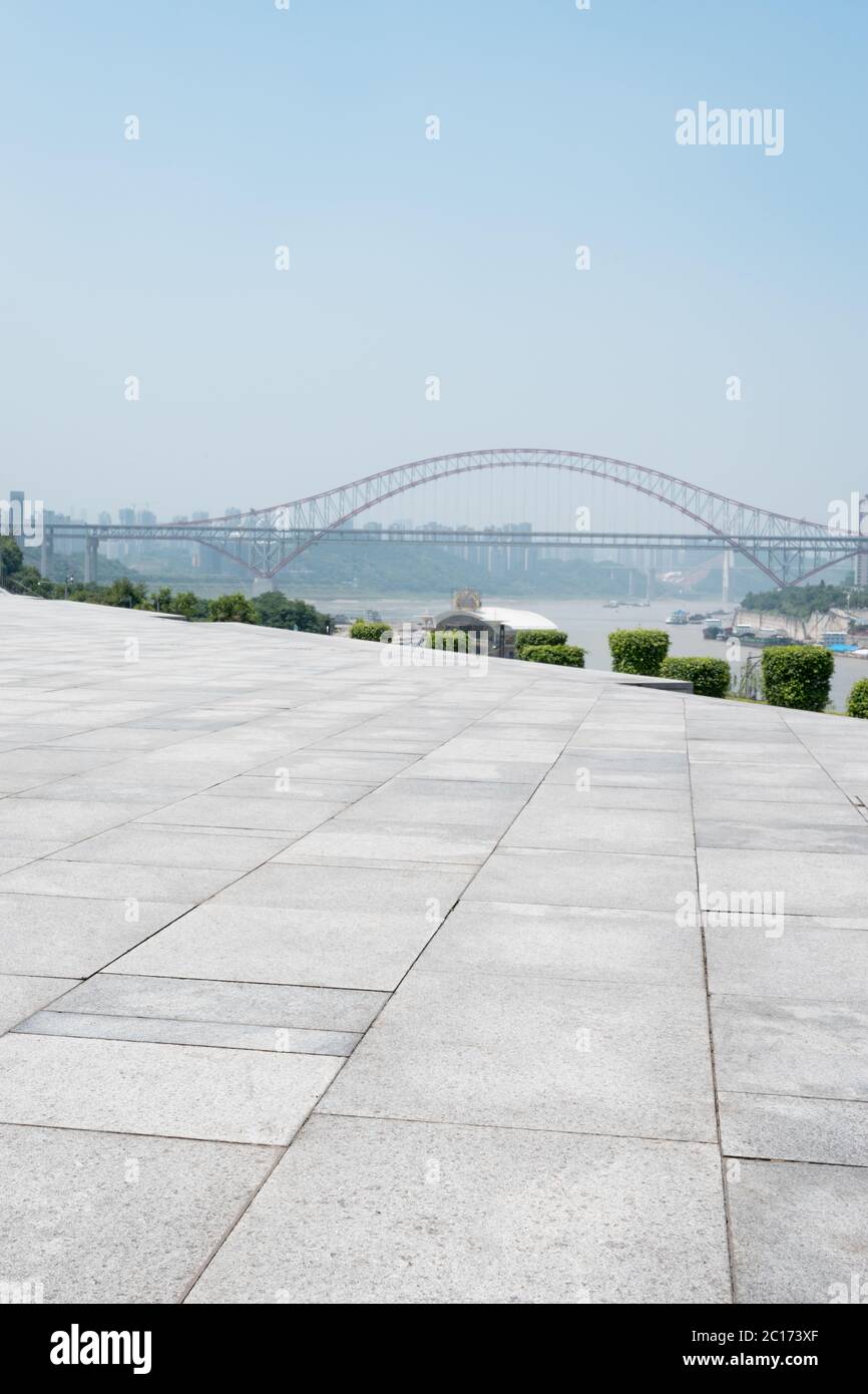 Empty steet hi-res stock photography and images - Alamy