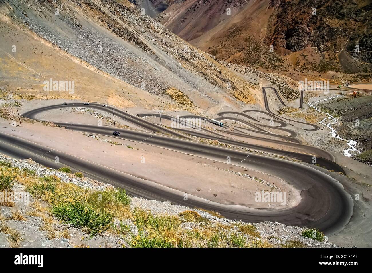 Switchbacks chile hi-res stock photography and images - Alamy