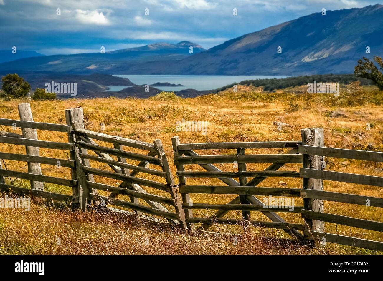 Wooden farm fence in Patagonia Stock Photo - Alamy