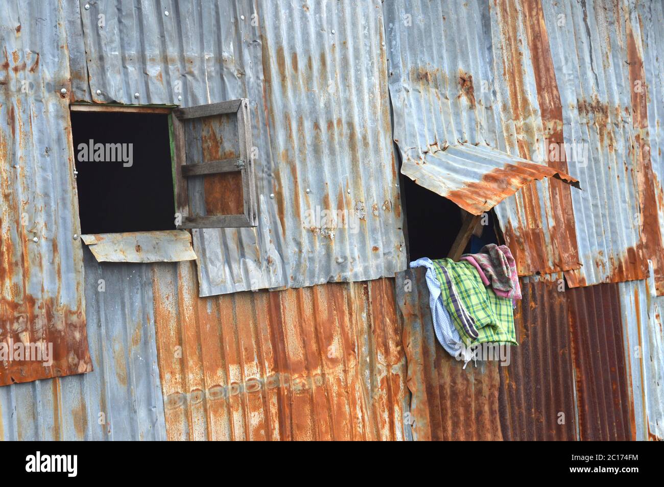 Zinc tiles hi-res stock photography and images - Alamy