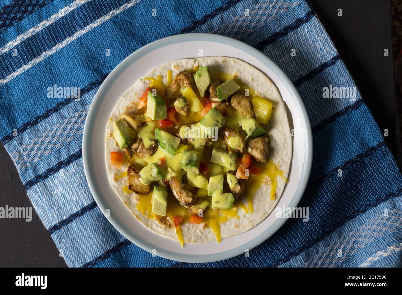 Open chicken hi-res stock photography and images - Alamy