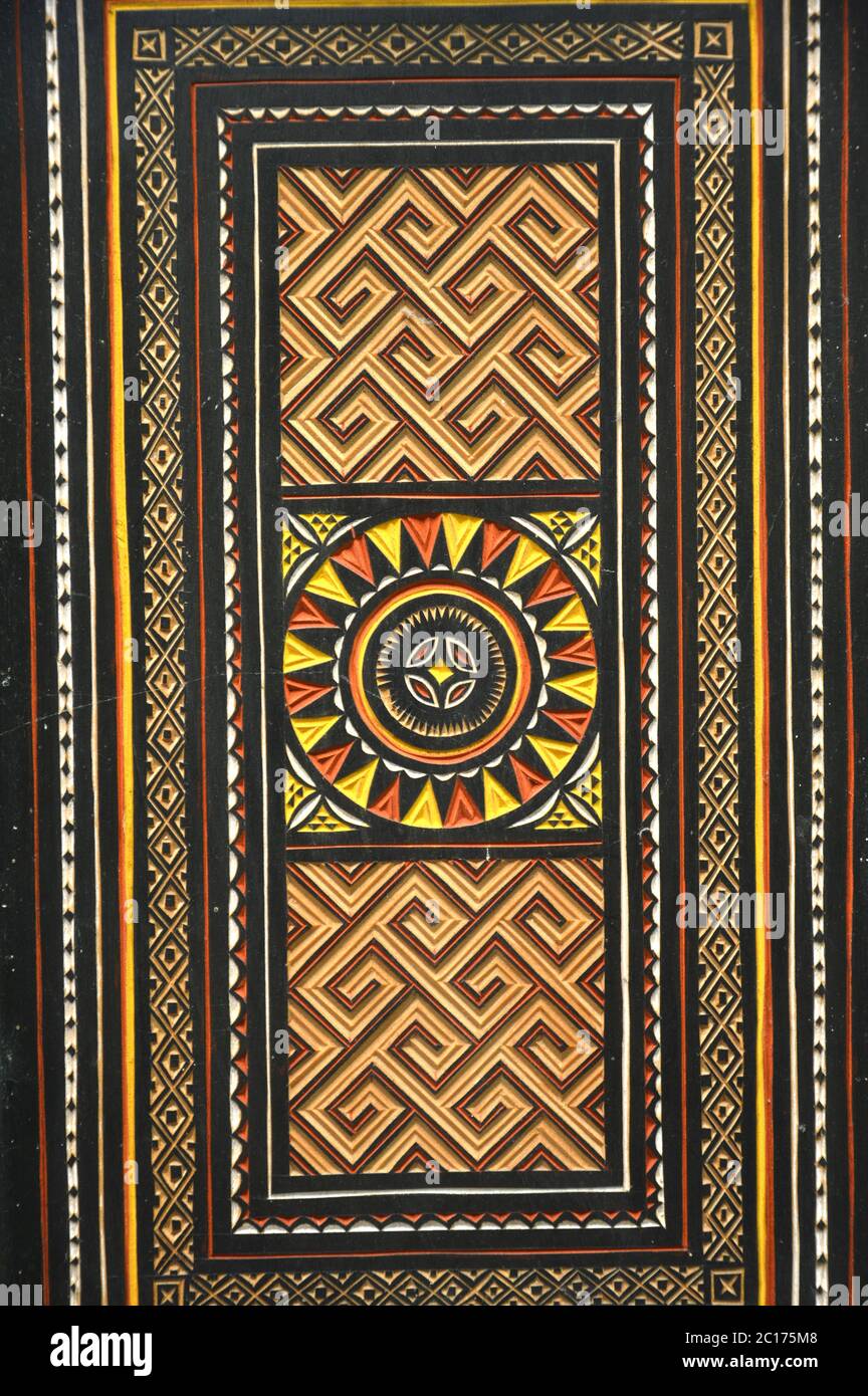 Toraja traditional carvings Stock Photo - Alamy