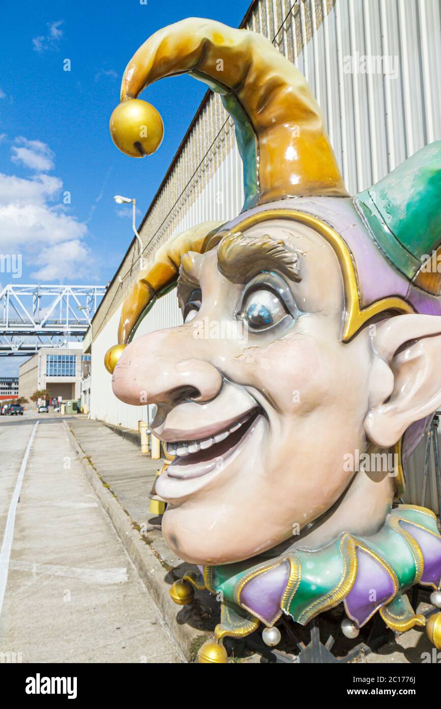 Props up head hi-res stock photography and images - Alamy