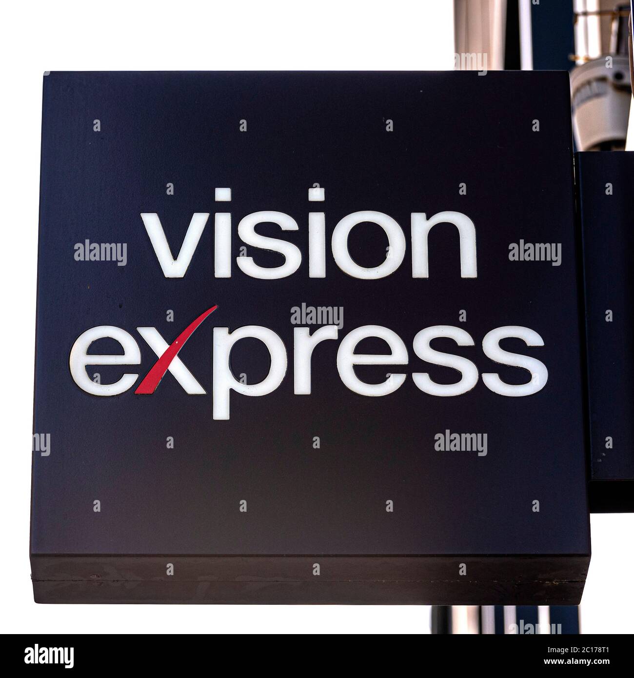 Vision Express shop sign in Oxford Street Stock Photo - Alamy
