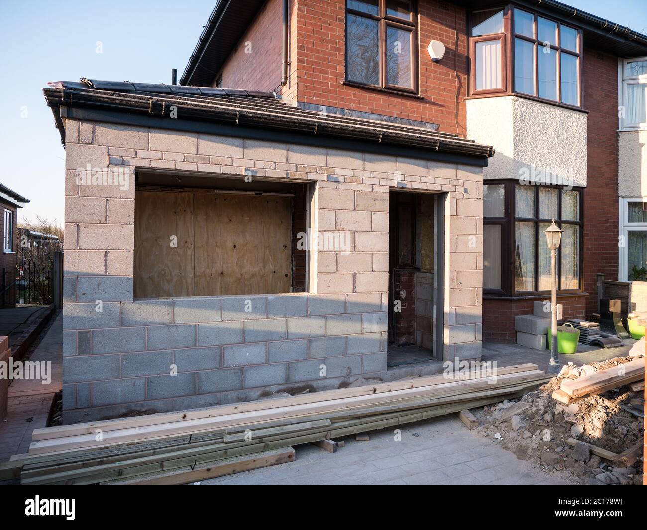 House undergoing construction work Stock Photo - Alamy
