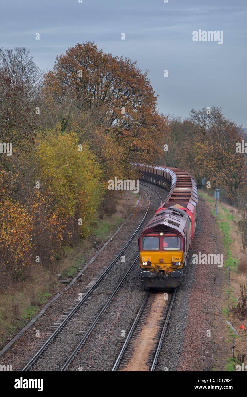DB Cargo Rail class 66 locomotive 66207 descending Acton bank, west ...