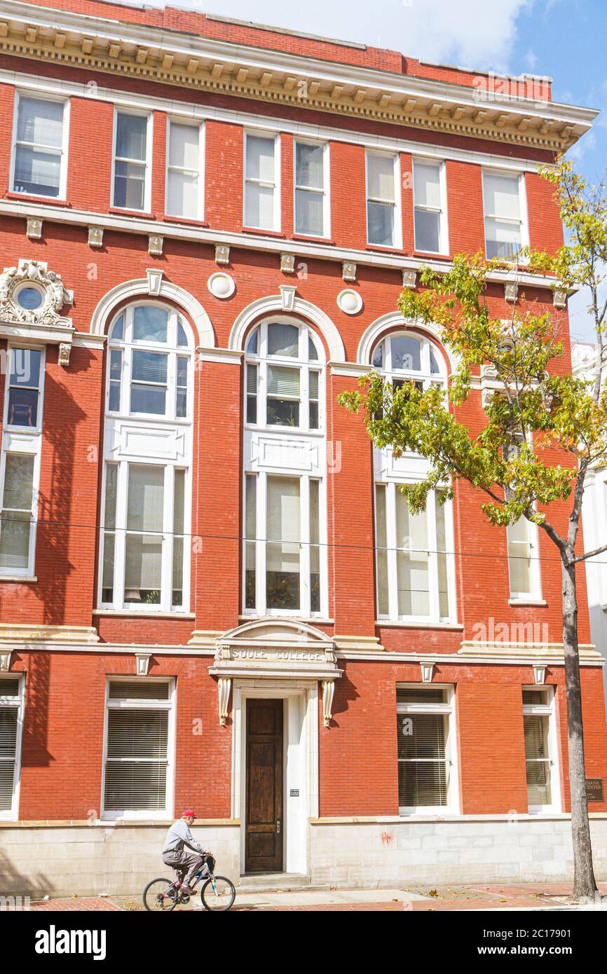 New Orleans Louisiana,602 St. Charles Avenue,Lafayette Square,Soule ...