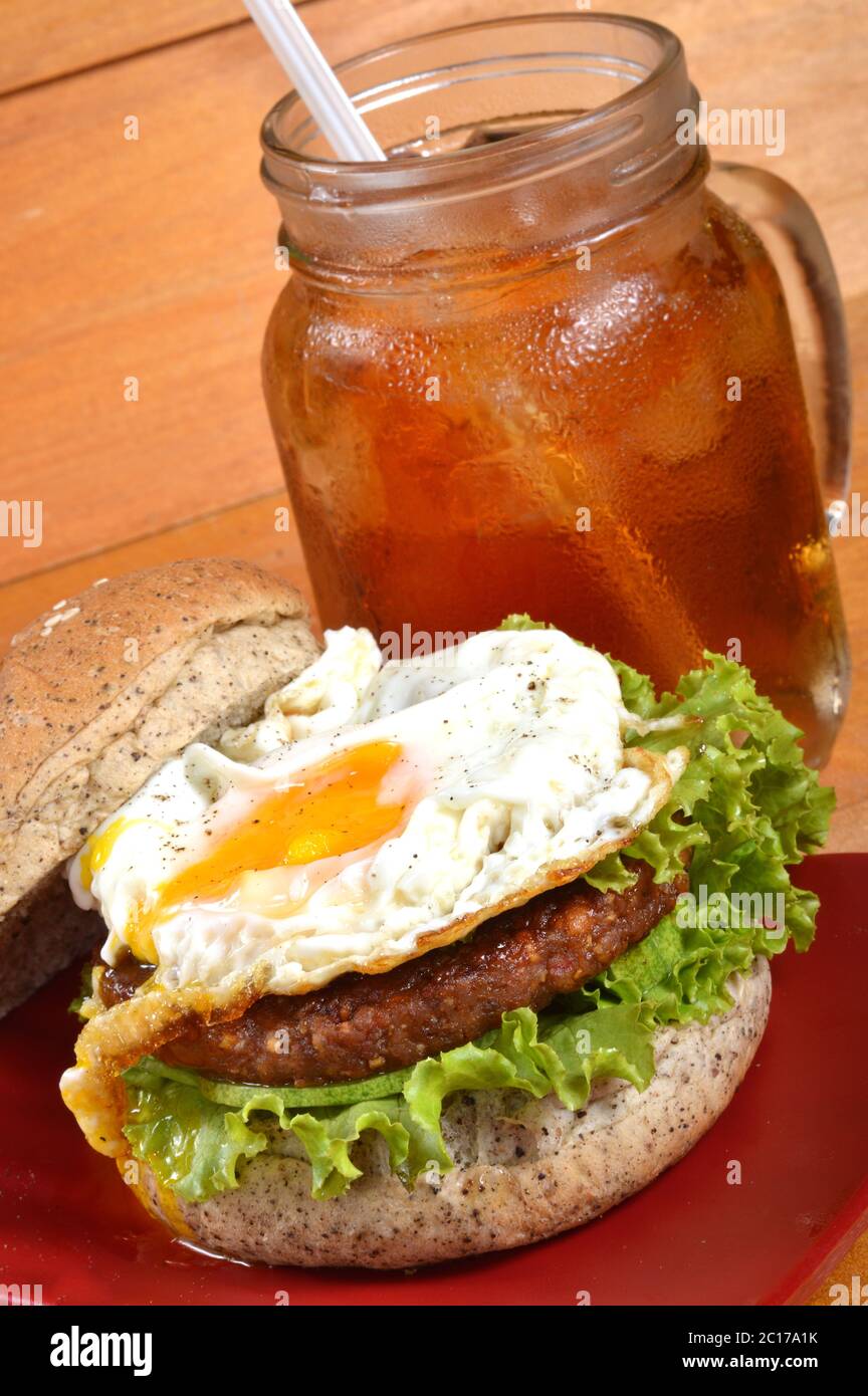 burger and iced tea Stock Photo - Alamy