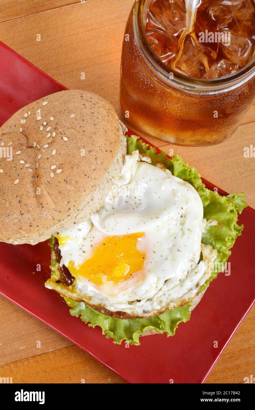 Wet burger hi-res stock photography and images - Alamy