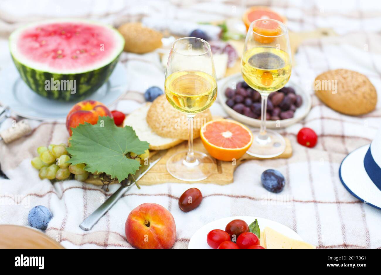 Top view summer garden picnic. Summer party Stock Photo - Alamy