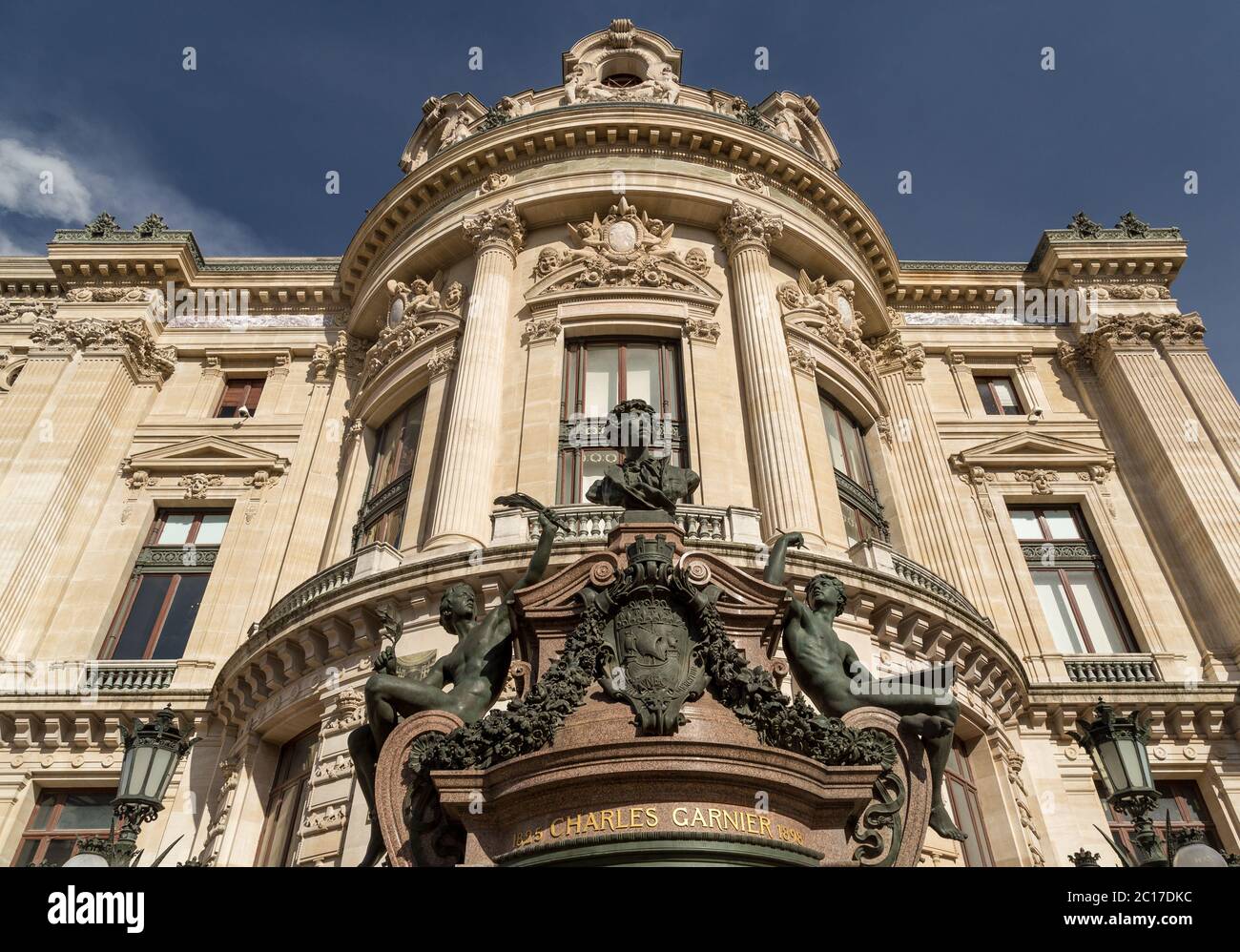 Academy opera and ballet house hi-res stock photography and images - Alamy