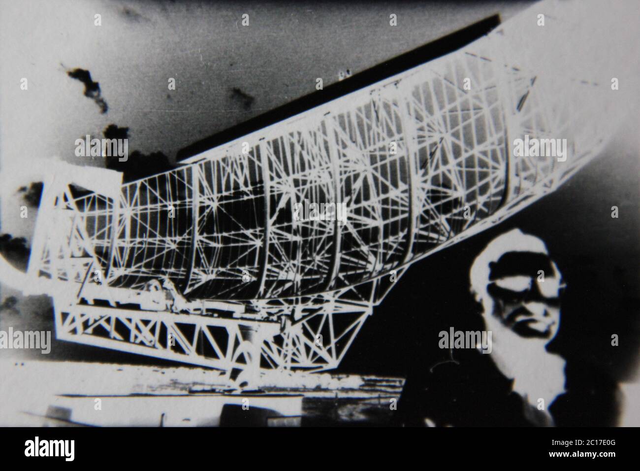 Airport radar 1970s hi-res stock photography and images - Alamy