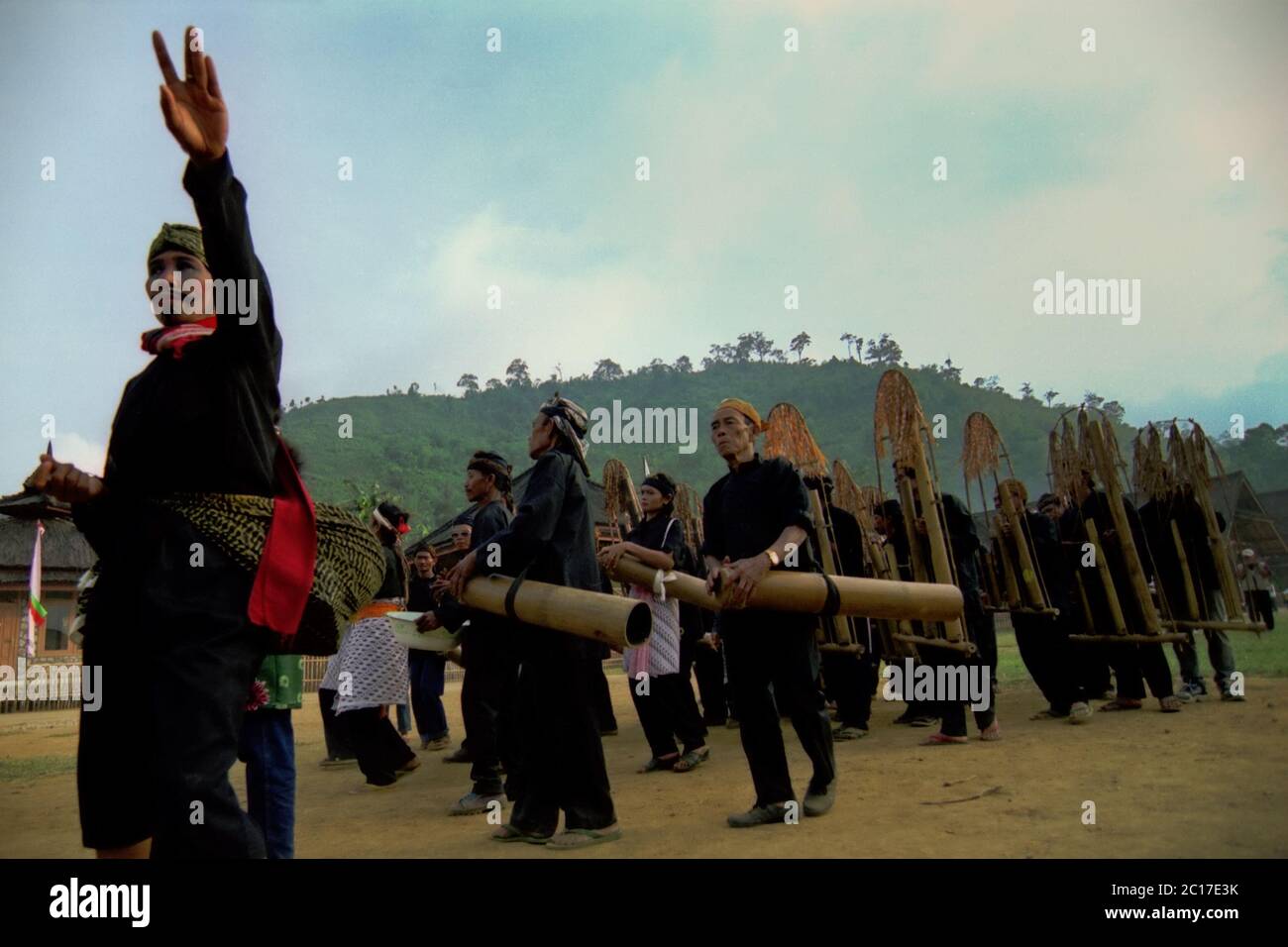 Wandering, traditional Sundanese music and dance performance during ...