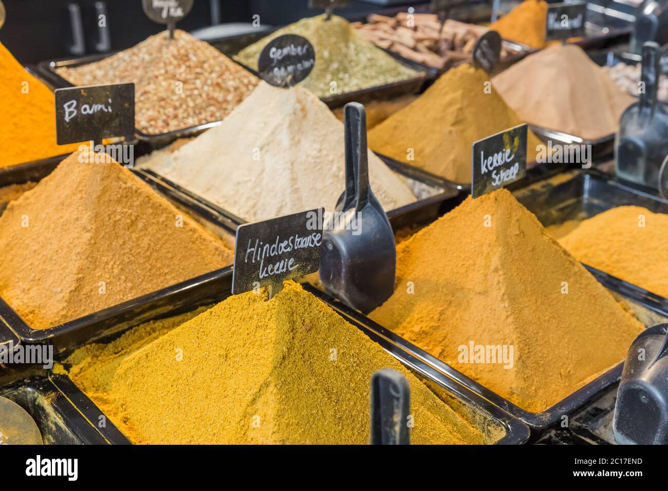 Spices on market in Rotterdam Netherlands Stock Photo - Alamy