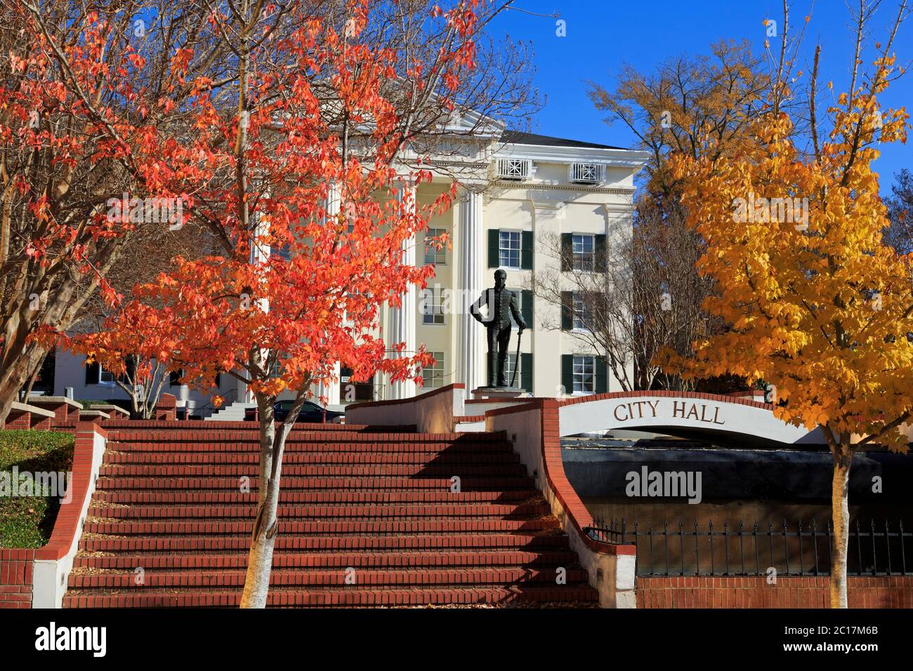 City hall and statue of andrew jackson hi-res stock photography and ...