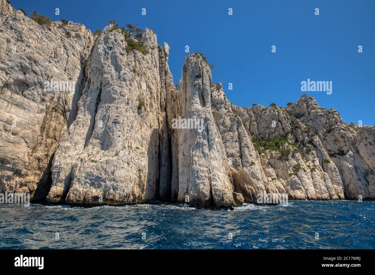 Calanques hi-res stock photography and images - Alamy