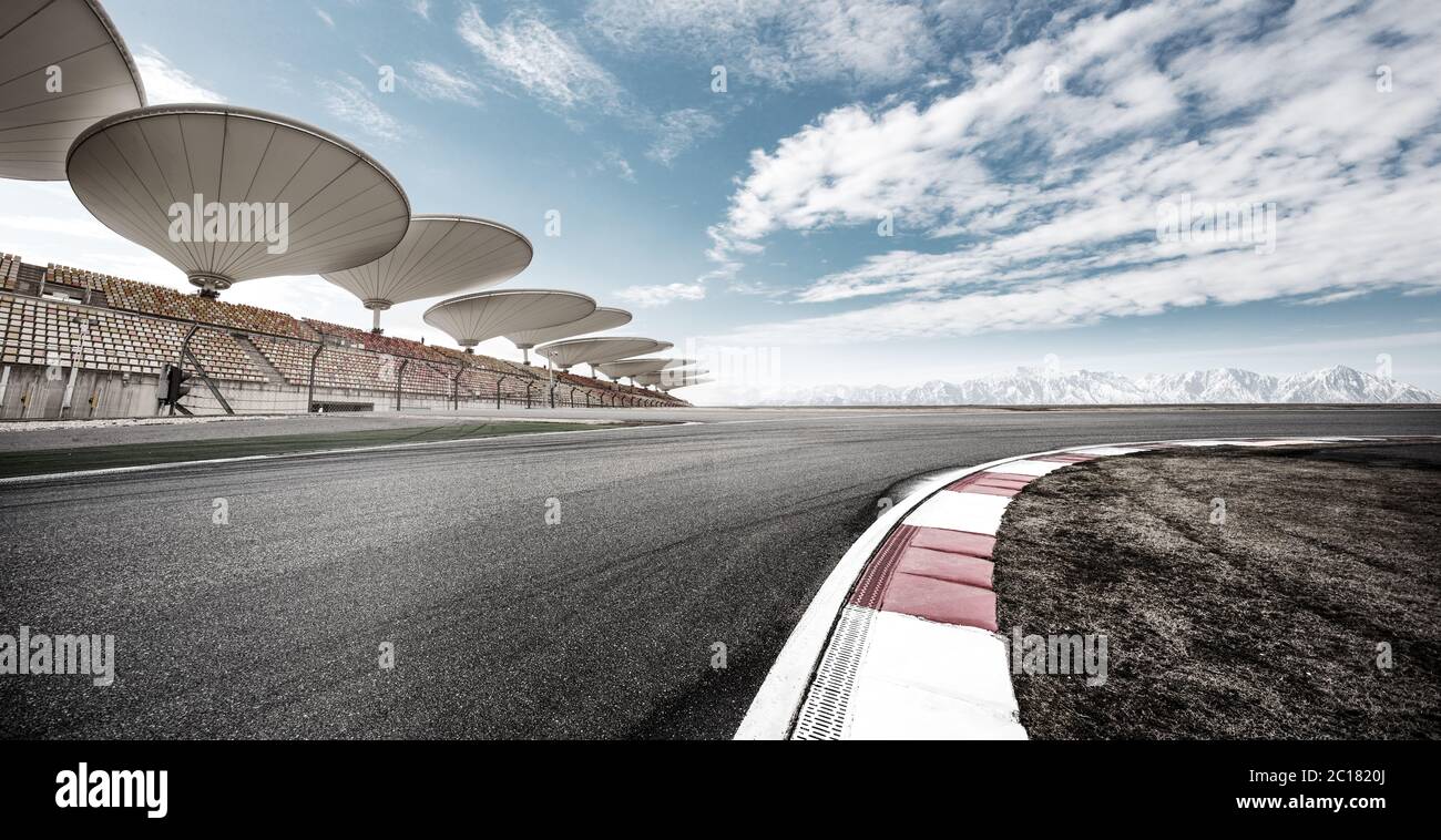 Car racing track hi-res stock photography and images - Alamy
