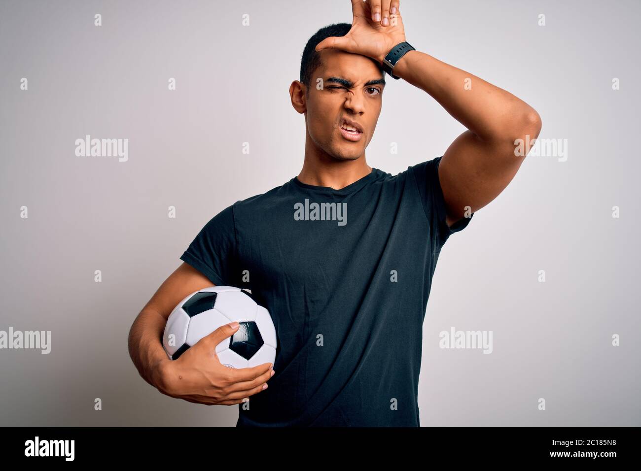 American football player making sign hi-res stock photography and ...