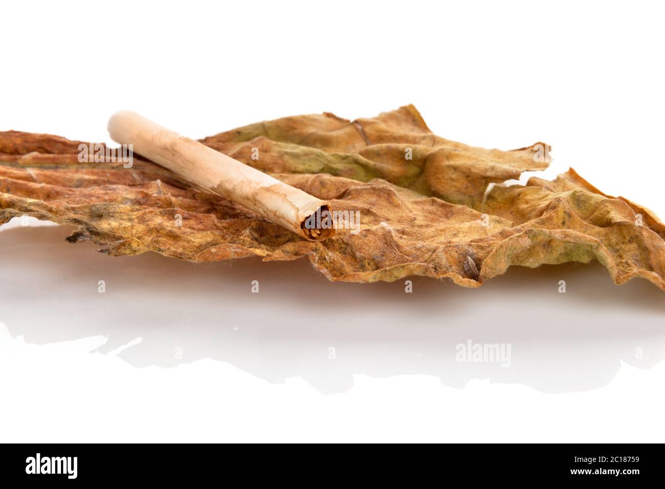Dry tobacco leaf with Cigarette Stock Photo - Alamy