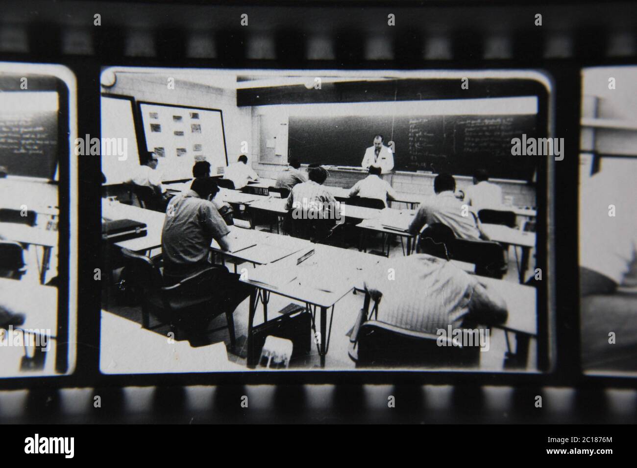 Classroom 1970s high school hi-res stock photography and images - Alamy