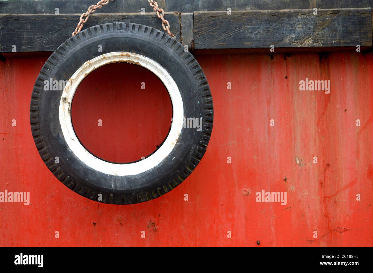 Floating tires hi-res stock photography and images - Alamy