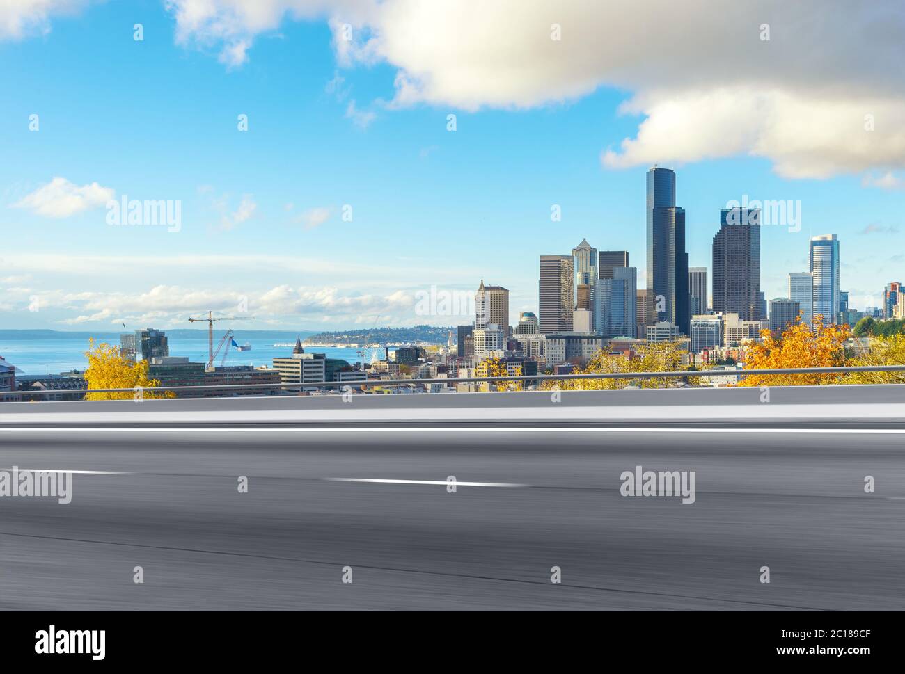 Emtpy buildings hi-res stock photography and images - Alamy