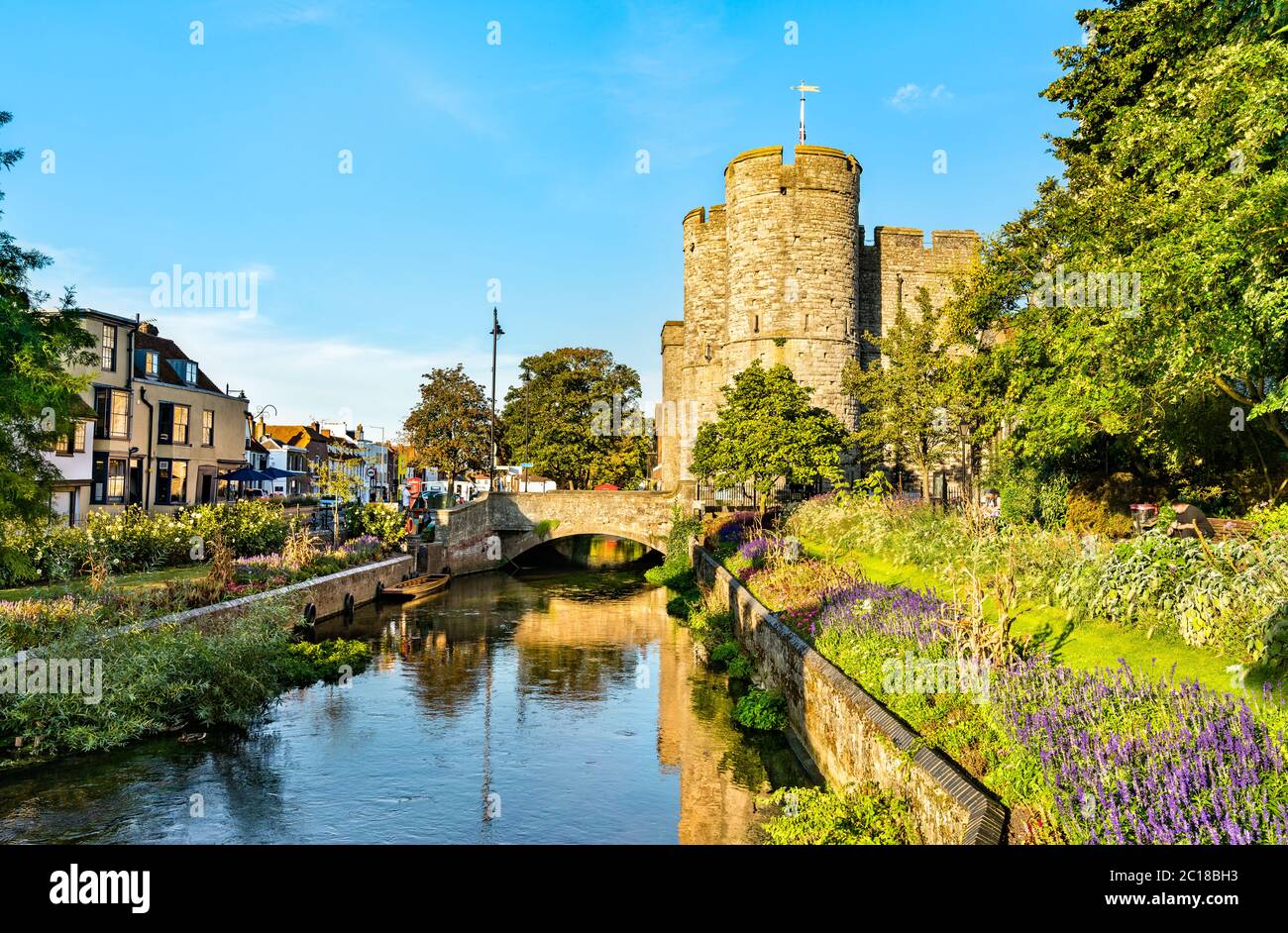 Westgate at the Great Stour River in Canterbury, England Stock Photo ...