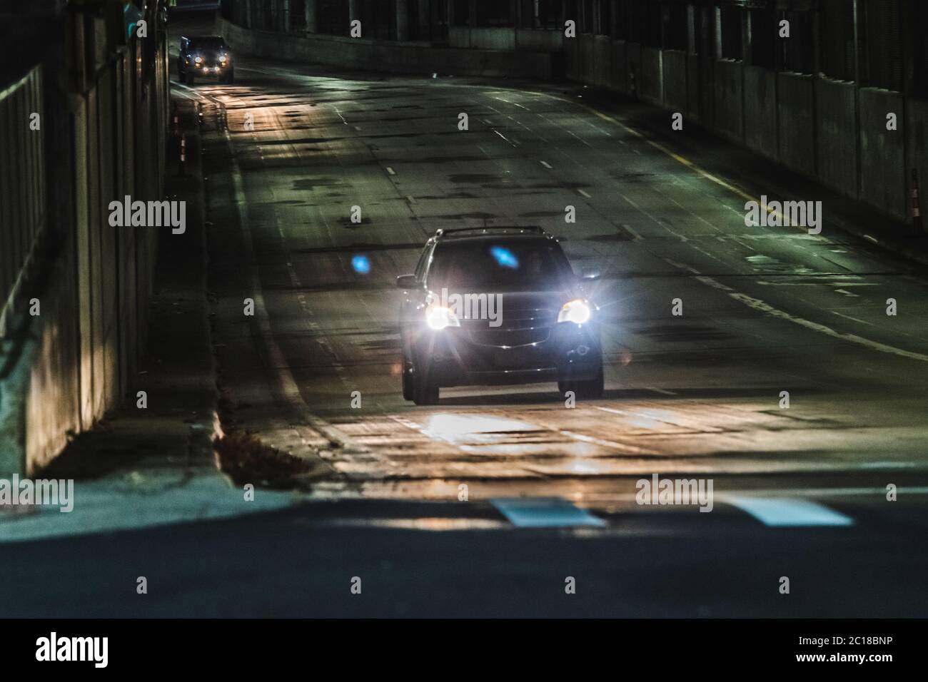 Car deserted night hi-res stock photography and images - Alamy