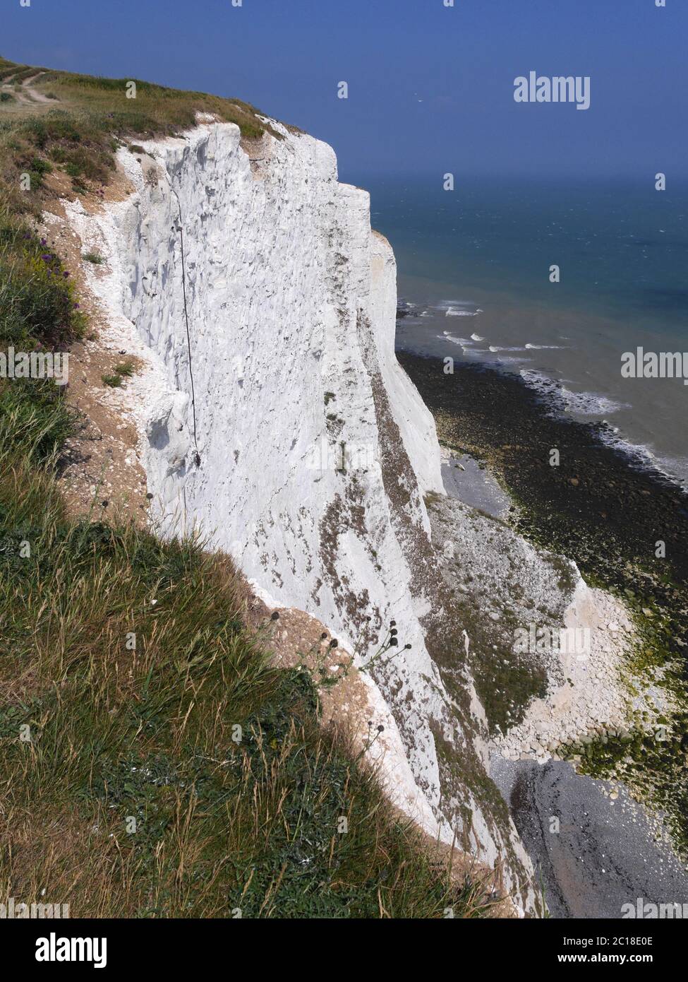 The white cliffs of dover the north hi-res stock photography and images ...