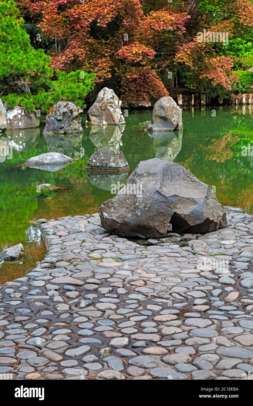 WA16741-00...WASHINGTON - The Japanese Garden at Manito Park in Spokane ...