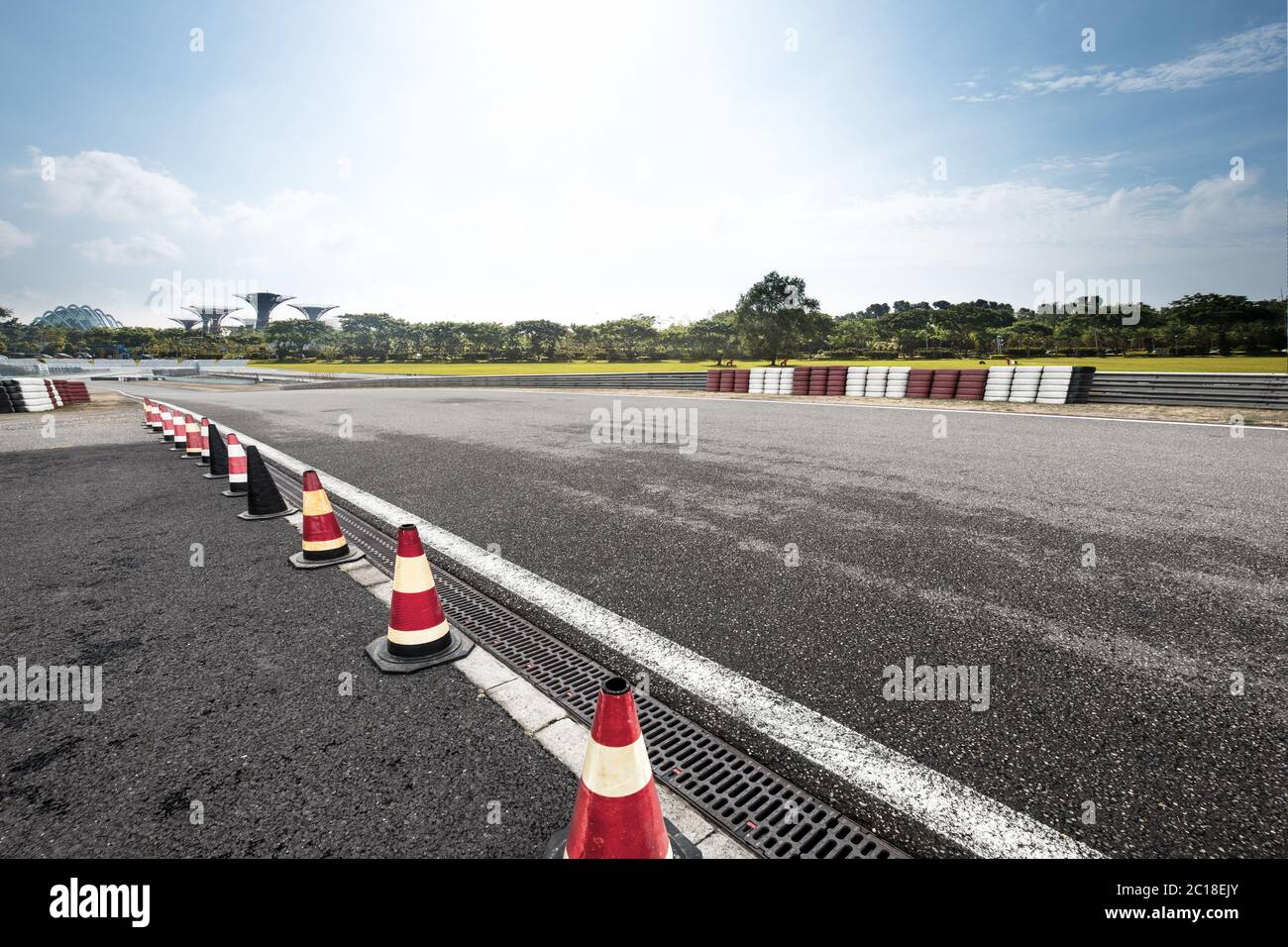 Empty park land hi-res stock photography and images - Alamy