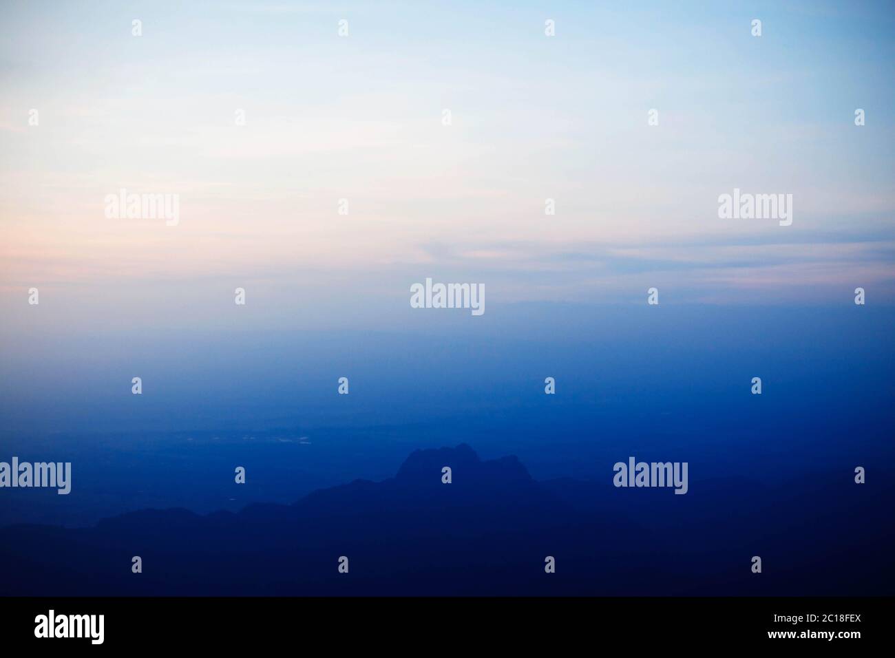 Mist on the mountains hi-res stock photography and images - Alamy