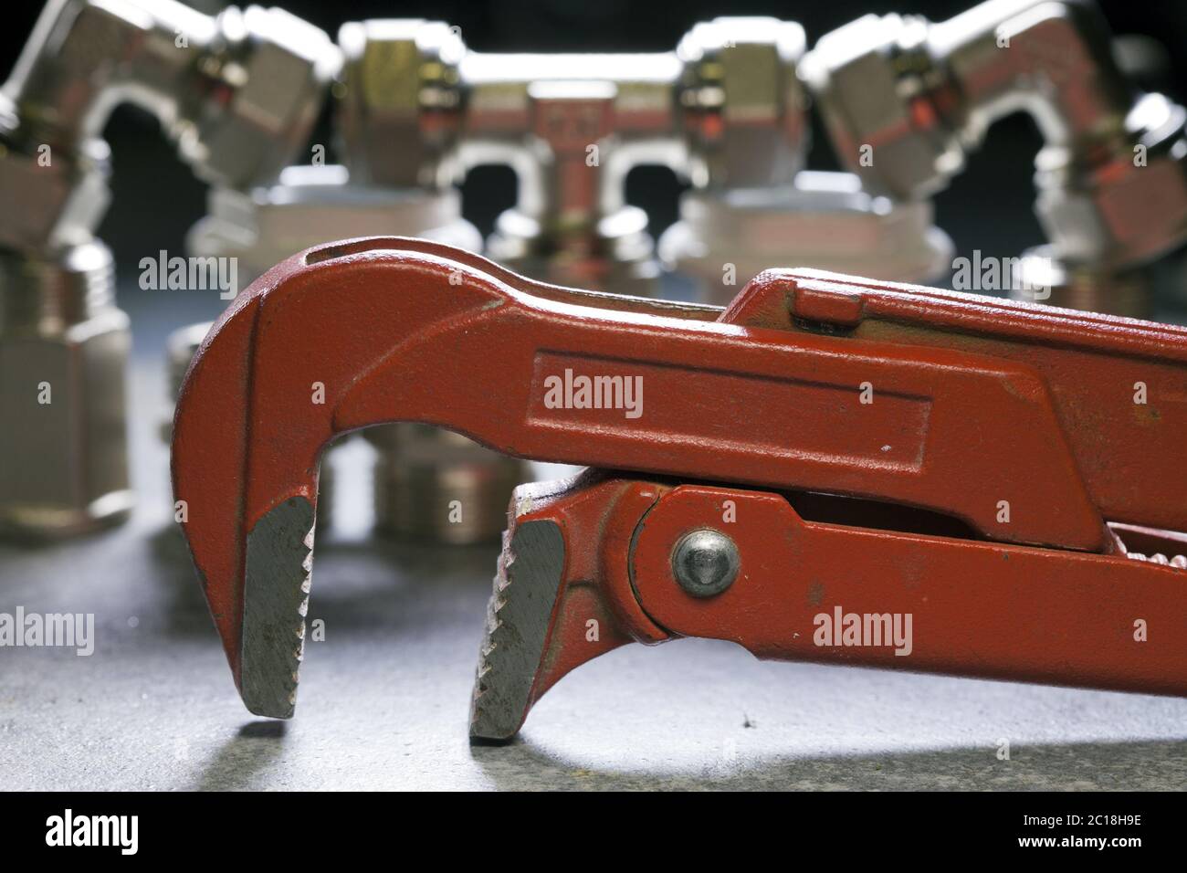 adjust wrench power grip and elements of water and gas shutoff valves ...