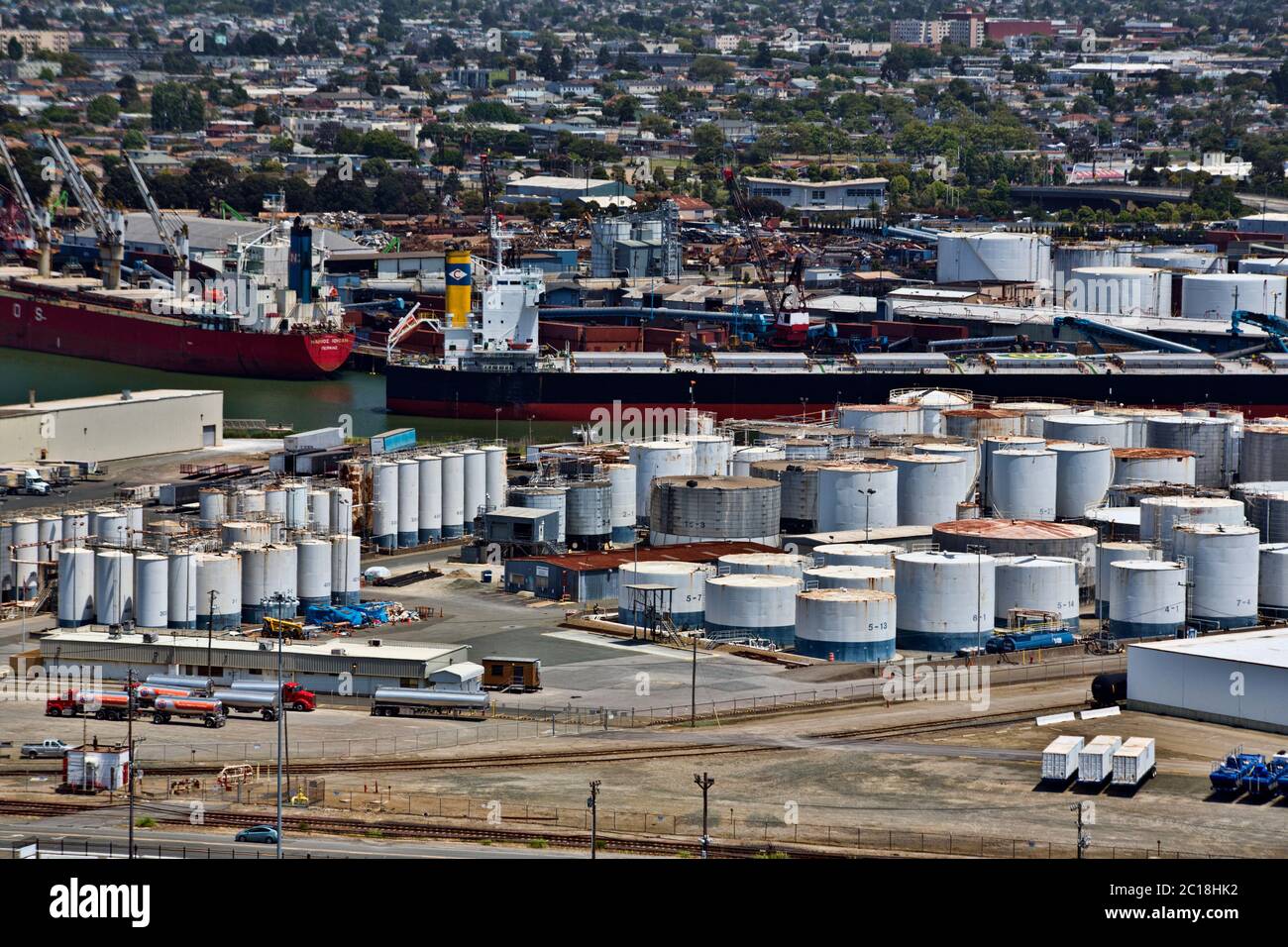 Views of Oil Storage tanks at Point Richmond Stock Photo - Alamy