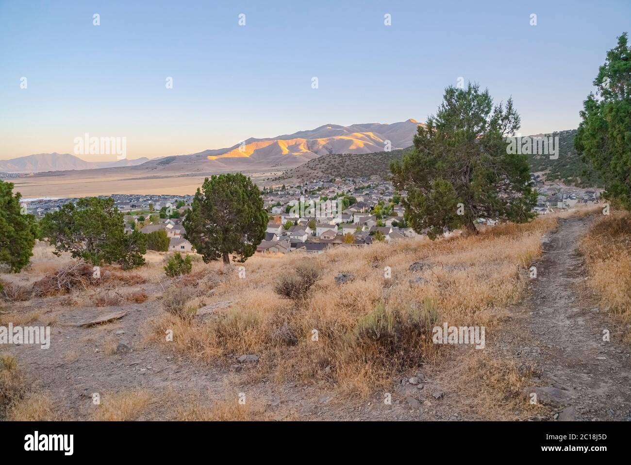 Hiking trail in mountains above the Utah Valley Stock Photo - Alamy