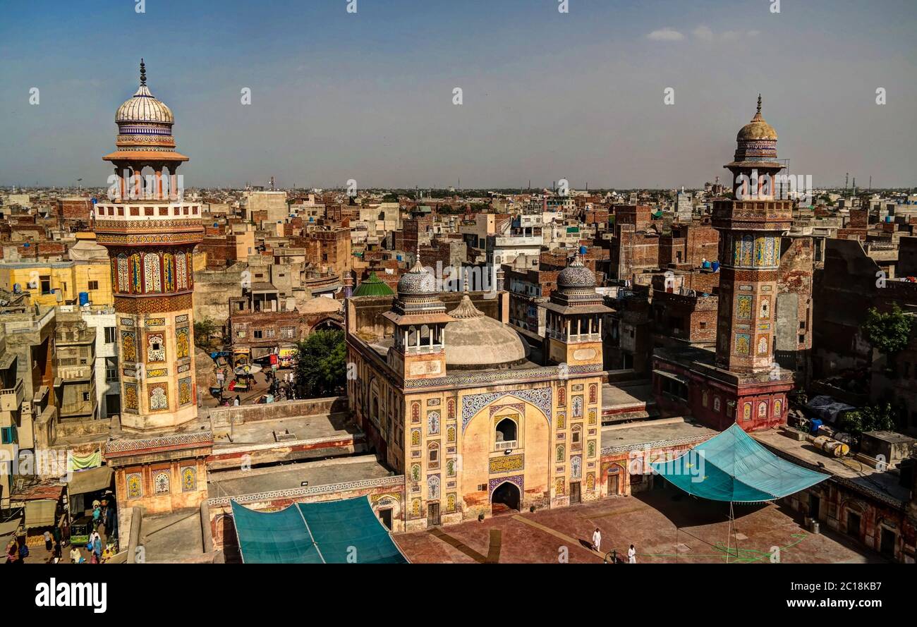 Wazir Khan Mosque, Lahore, Pakistan Stock Photo - Alamy