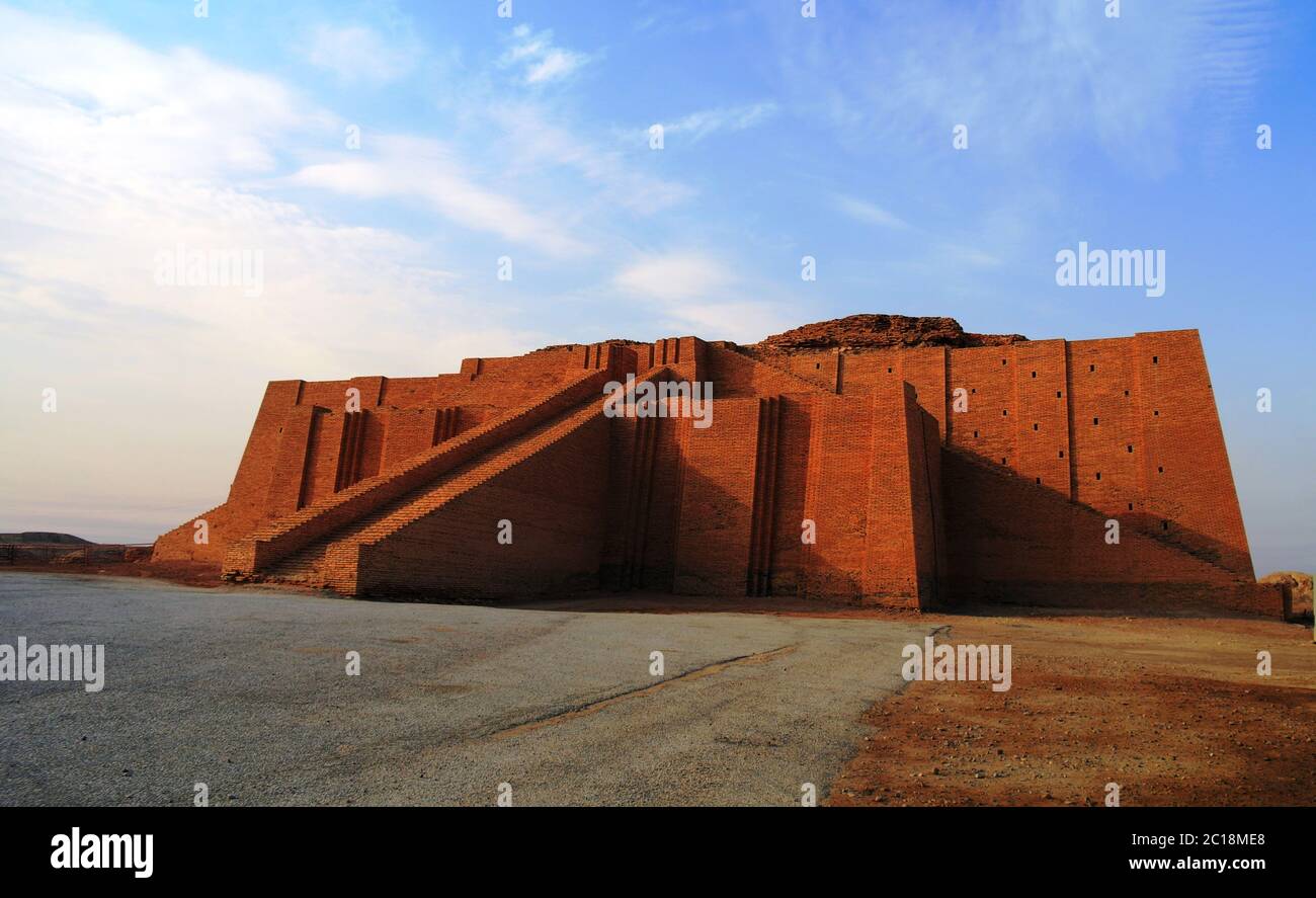 Ziggurat hi-res stock photography and images - Alamy