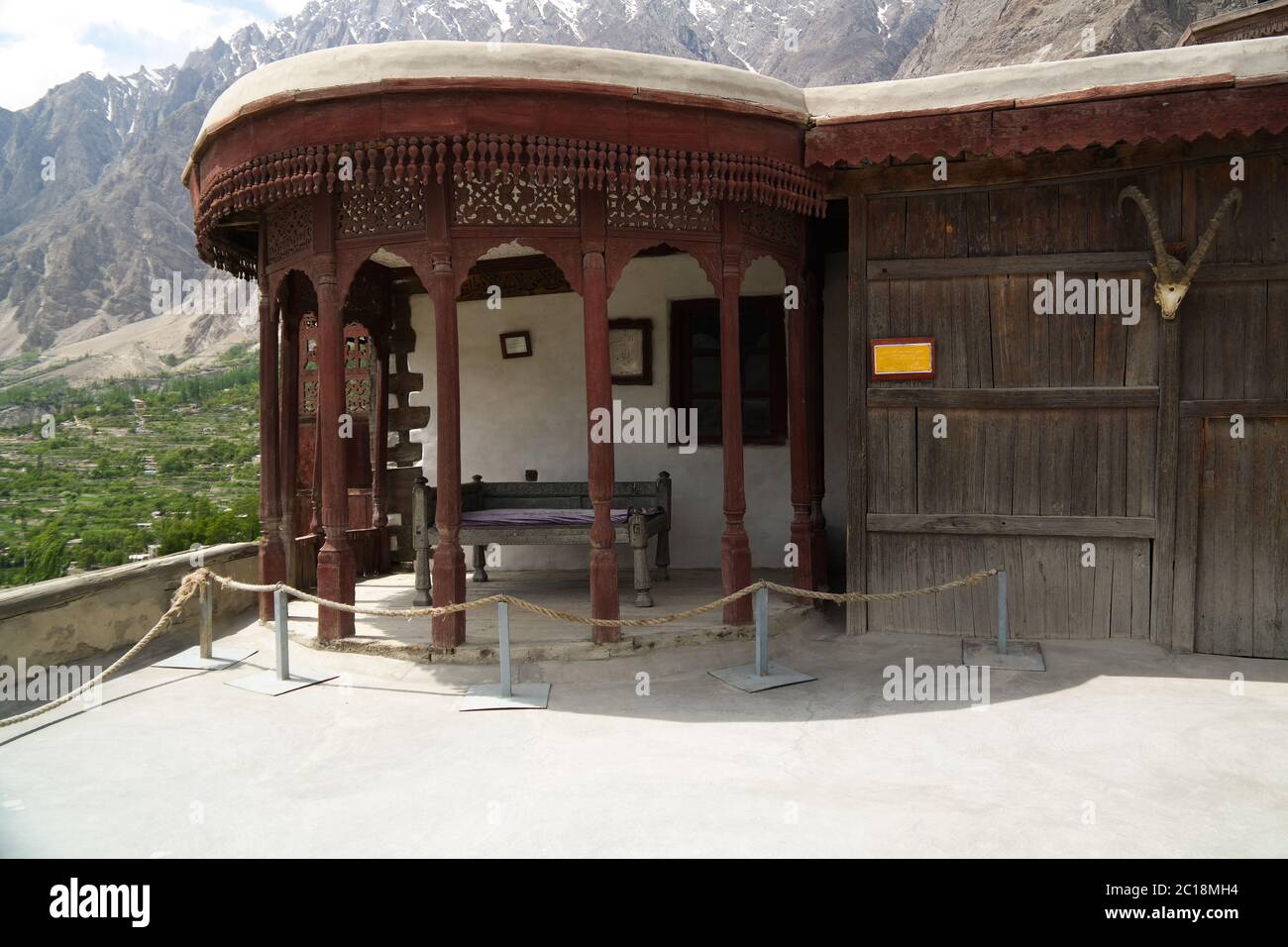 Baltit fort in Karimabad, Hunza valley Pakistan Stock Photo - Alamy