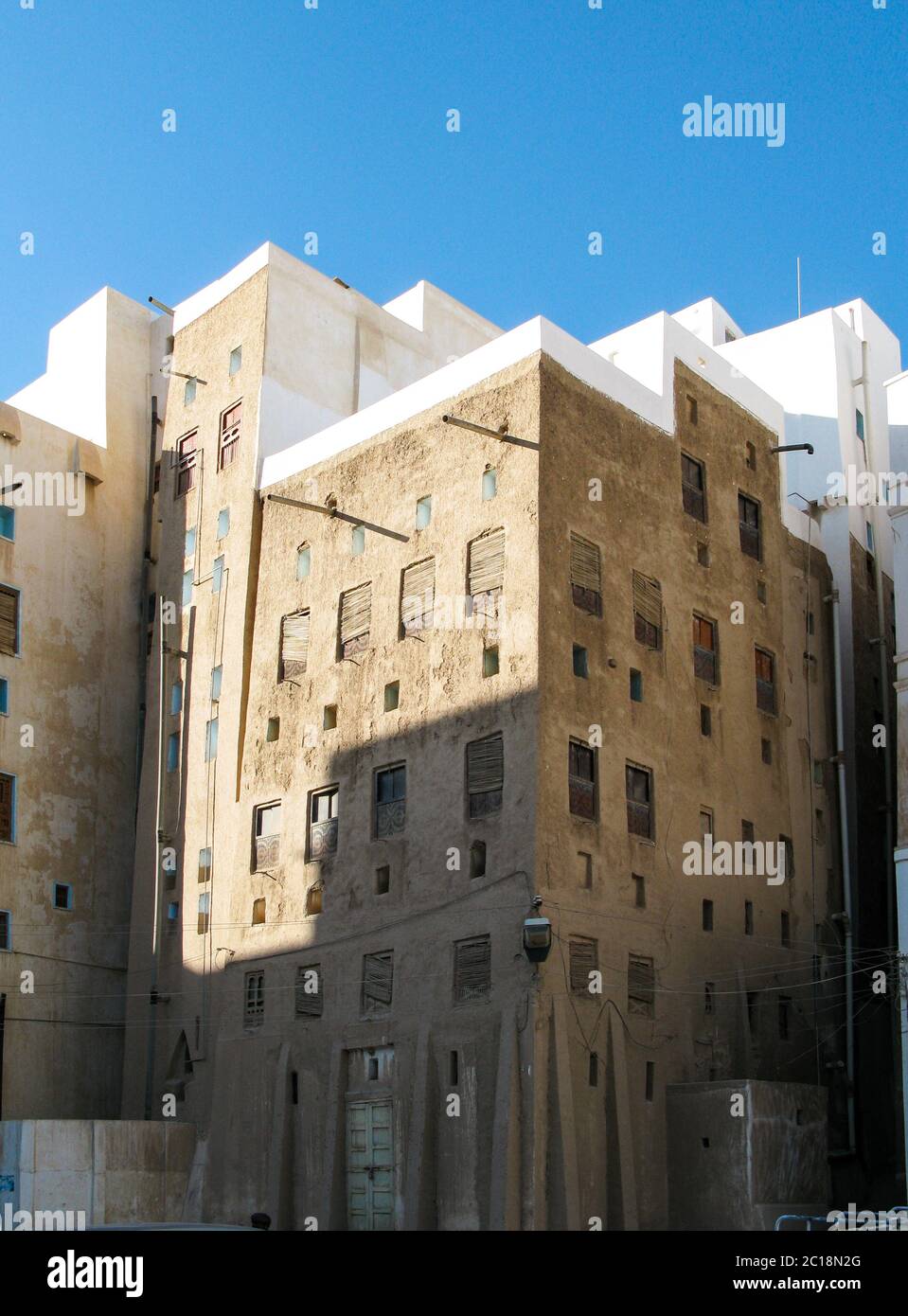 Old walled city of shibam hi-res stock photography and images - Alamy