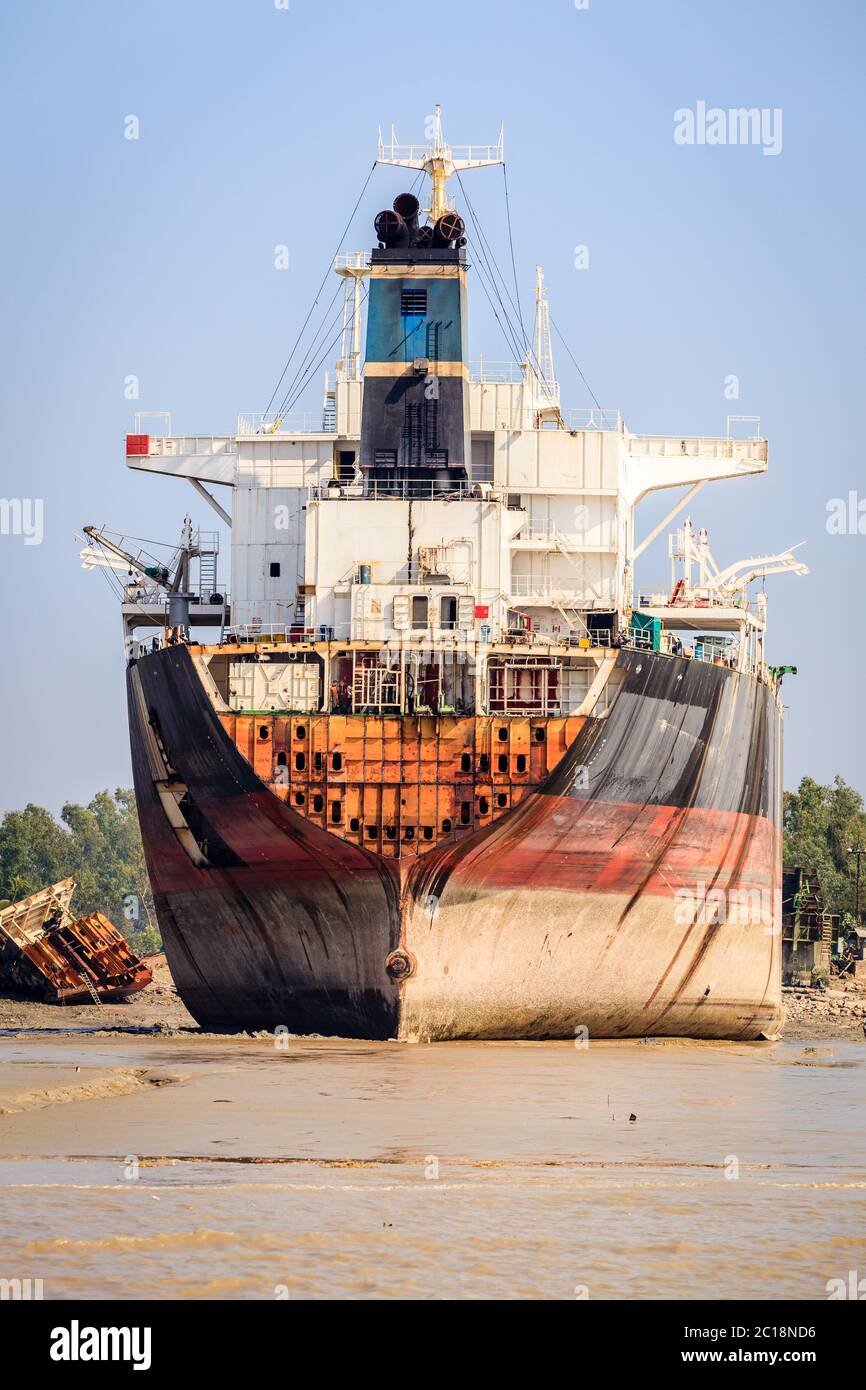 Old ships are being dismantled at ship-breaking yards in Chittagong ...