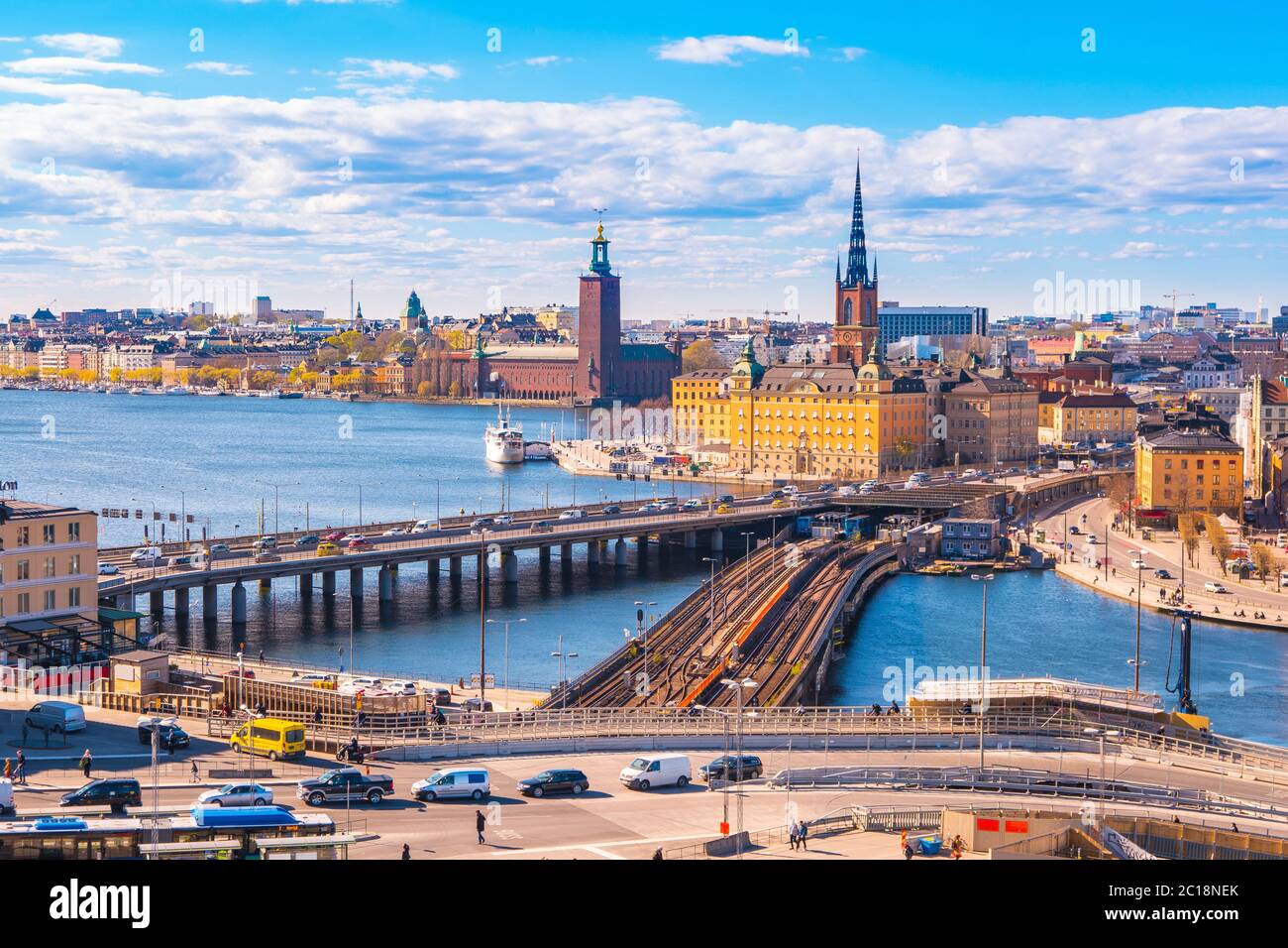 Ariel view of city hi-res stock photography and images - Alamy