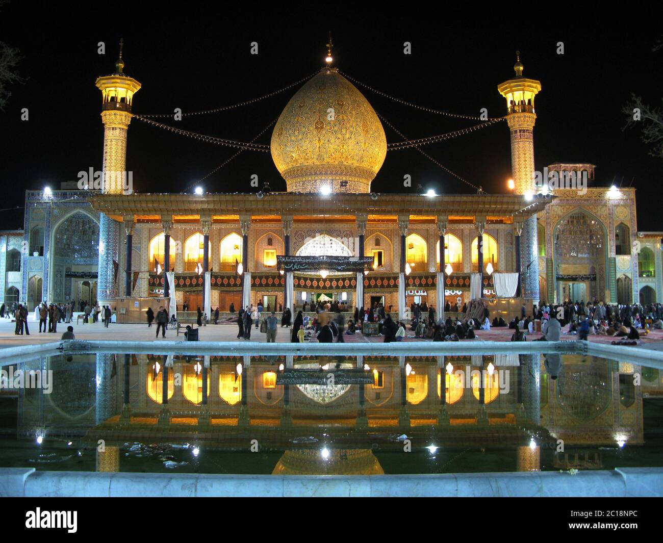 Shah cheragh mausoleum shiraz iran hi-res stock photography and images ...