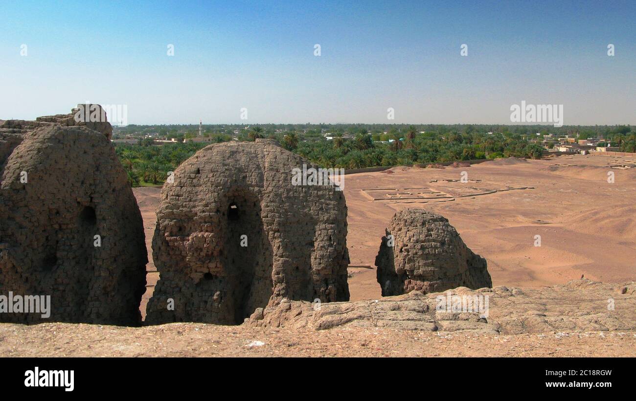 Western deffufa hi-res stock photography and images - Alamy