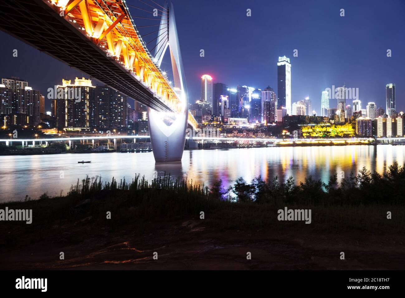 Modern waterfront city hi-res stock photography and images - Alamy